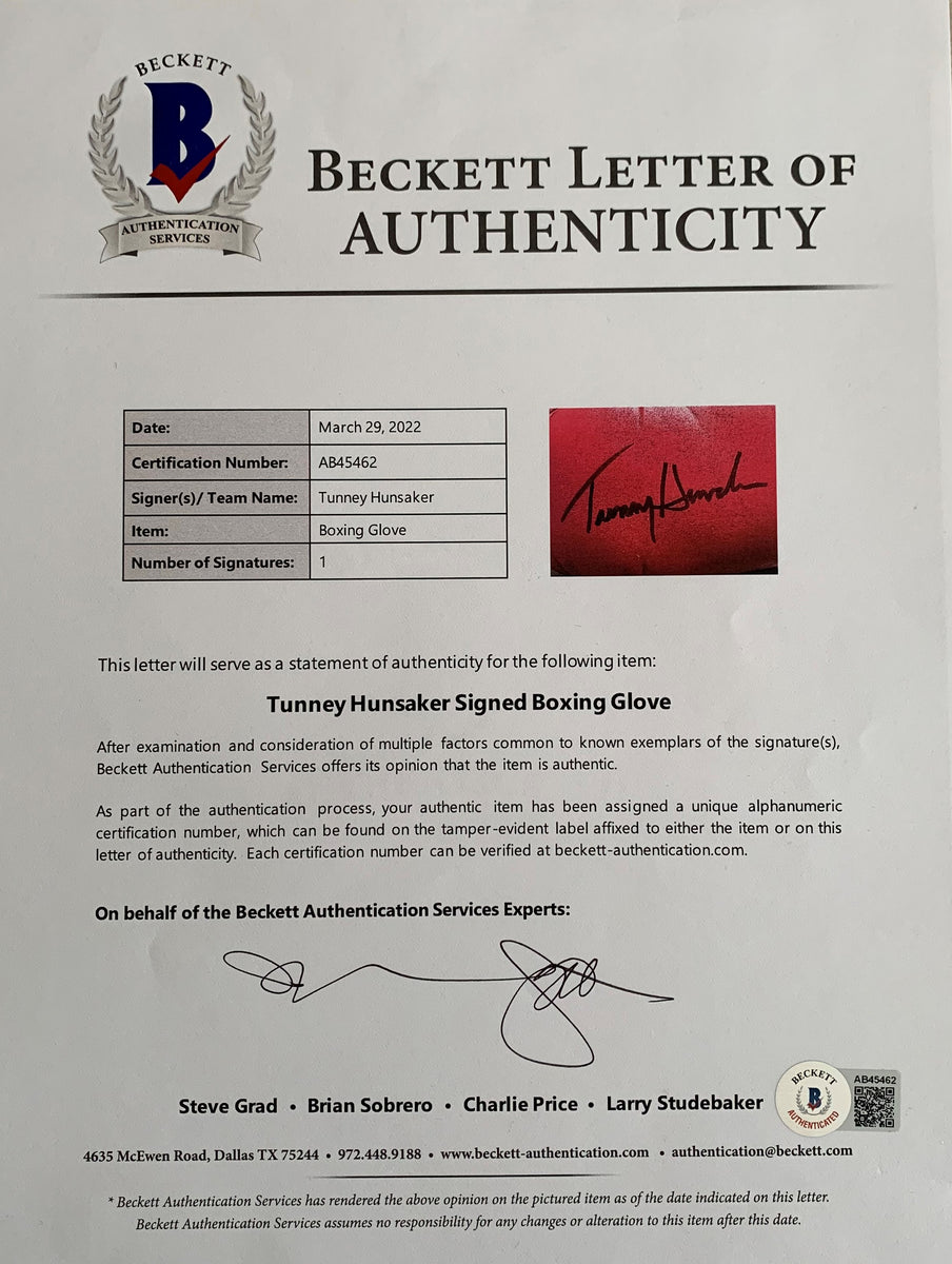 HUNSAKER, TUNNEY SIGNED BOXING GLOVE (BECKETT) – JO Sports Inc.