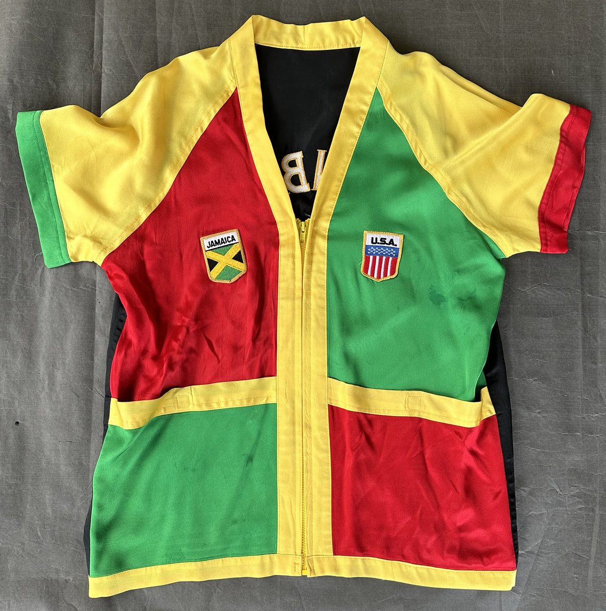 BROWN, SIMON FIGHT USED CORNER JACKET (1997-BELL FIGHT) – JO Sports Inc.