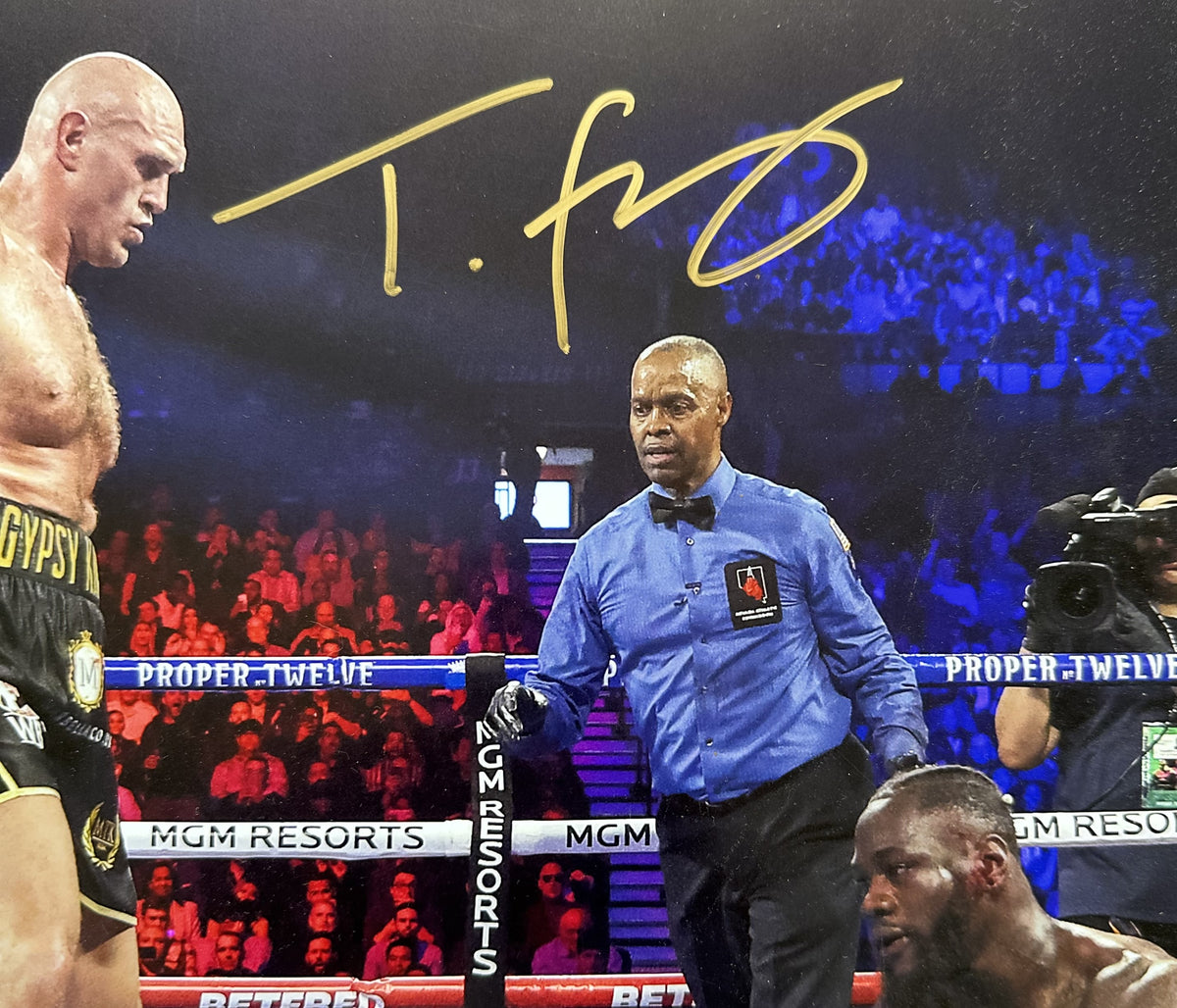 FURY, TYSON SIGNED LARGE FORMAT PHOTOGRAPH – JO Sports Inc.