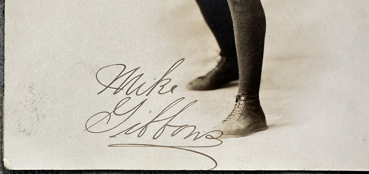 GIBBONS, MIKE SIGNED ORIGINAL PHOTO – JO Sports Inc.