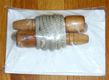 ALI, MUHAMMAD SOUVENIR JUMP ROPE – JO Sports Inc.