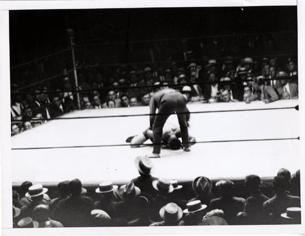 DEMPSEY, JACK-JACK SHARKEY ORIGINAL WIRE PHOTO (1927) – JO Sports Inc.