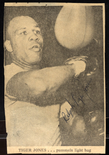 JONES, RALPH "TIGER" SIGNED NEWSPAPER PHOTO – JO Sports Inc.