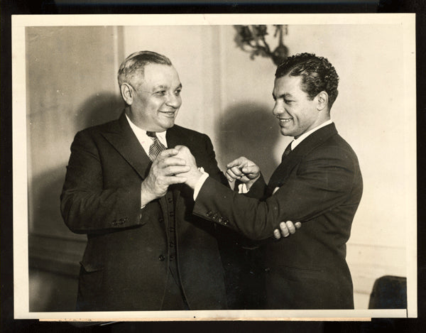 CANZONERI, TONY WIRE PHOTO (1930) – JO Sports Inc.