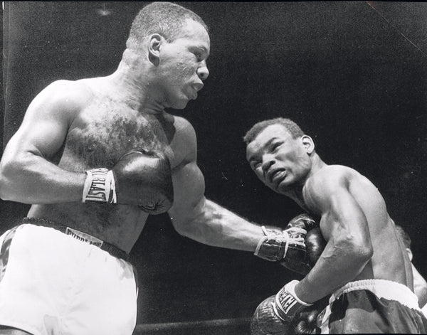 JONES, RALPH "TIGER"-HECTOR CONSTANCE WIRE PHOTO (1954) – JO Sports Inc.