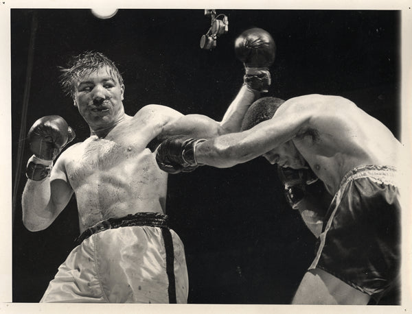 CHUVALO, GEORGE-PAT MCMURTRY WIRE PHOTO (1958-8TH ROUND) – JO Sports Inc.