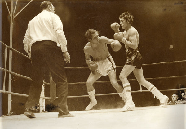 MONZON, CARLOS-JEAN CLAUDE BOUTTIER WIRE PHOTO (1972) – JO Sports Inc.
