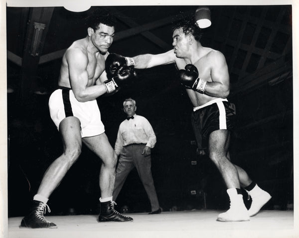 VILLEMAIN, ROBERT-JOSE BASORA WIRE PHOTO (1952) – JO Sports Inc.