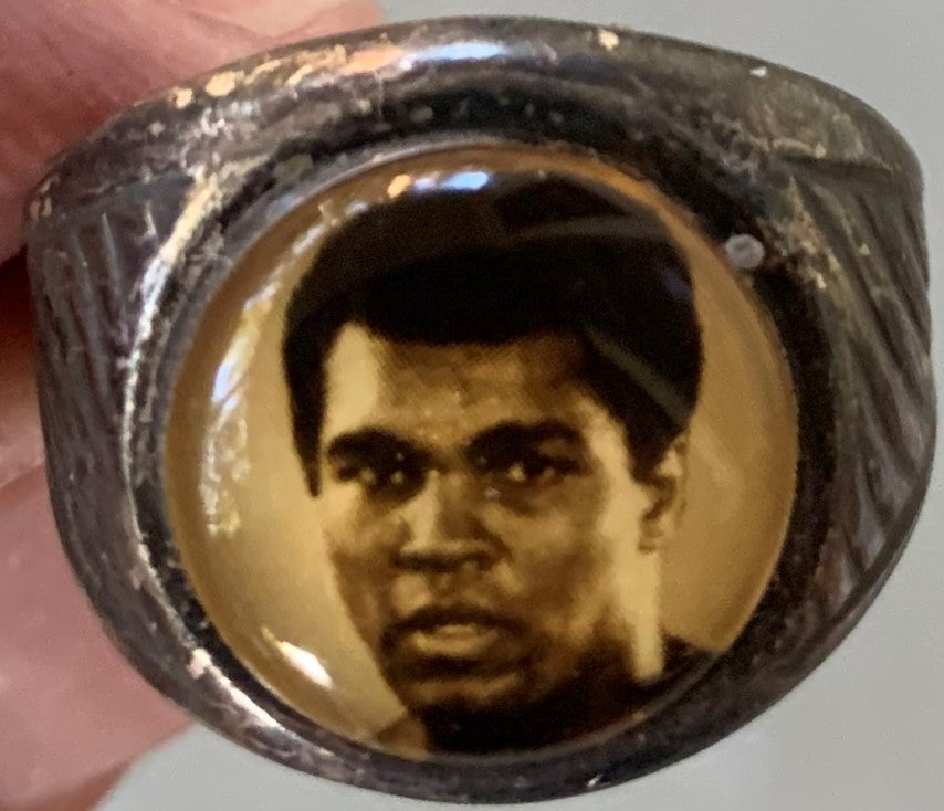 ALI, MUHAMMAD SOUVENIR RING (CIRCA 1970'S) – JO Sports Inc.