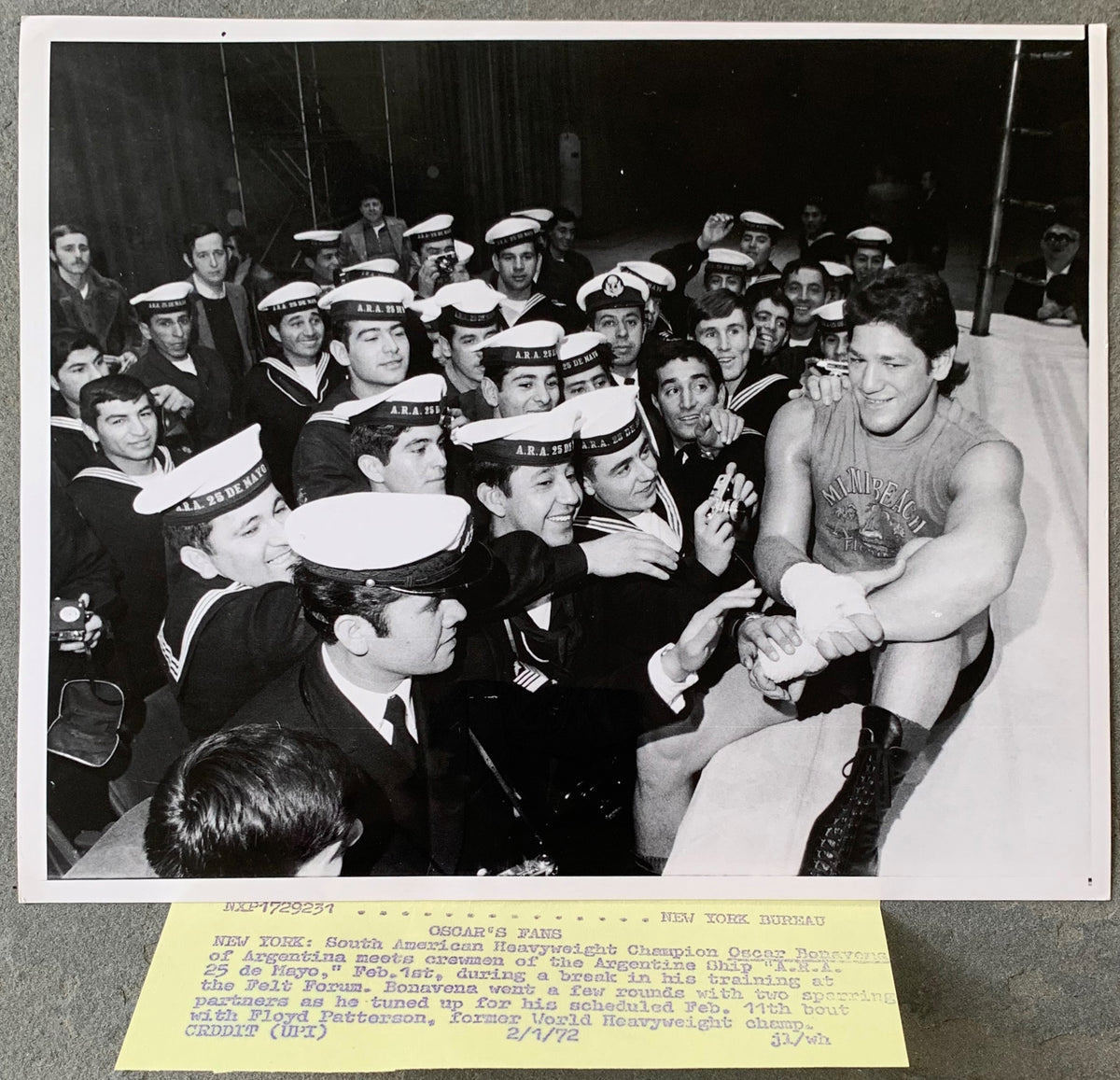 BONAVENA, OSCAR WIRE PHOTO (1972-TRAINING FOR PATTERSON) – JO Sports Inc.