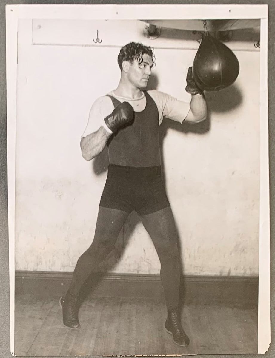 DEMPSEY, JACK ORIGINAL WIRE PHOTO (1923-TRAINING FOR FIRPO) – JO Sports ...